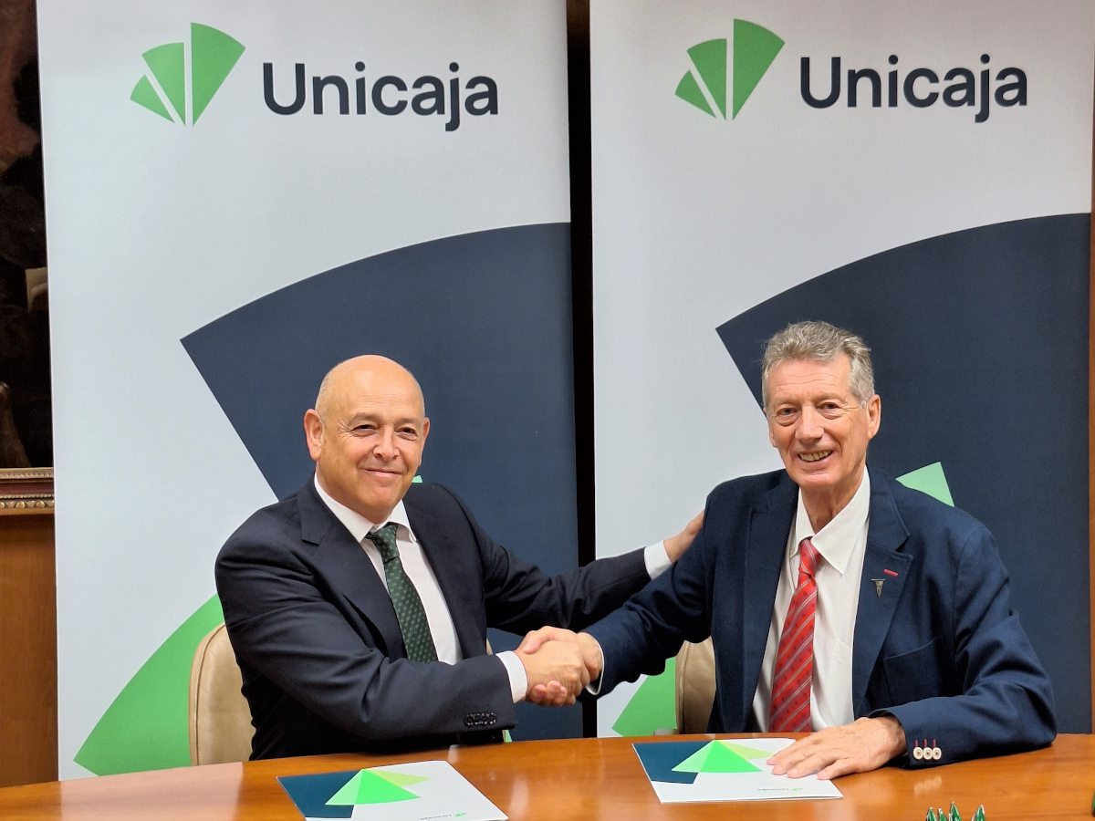Unicaja sponsors a new edition of the International Sella River Descent